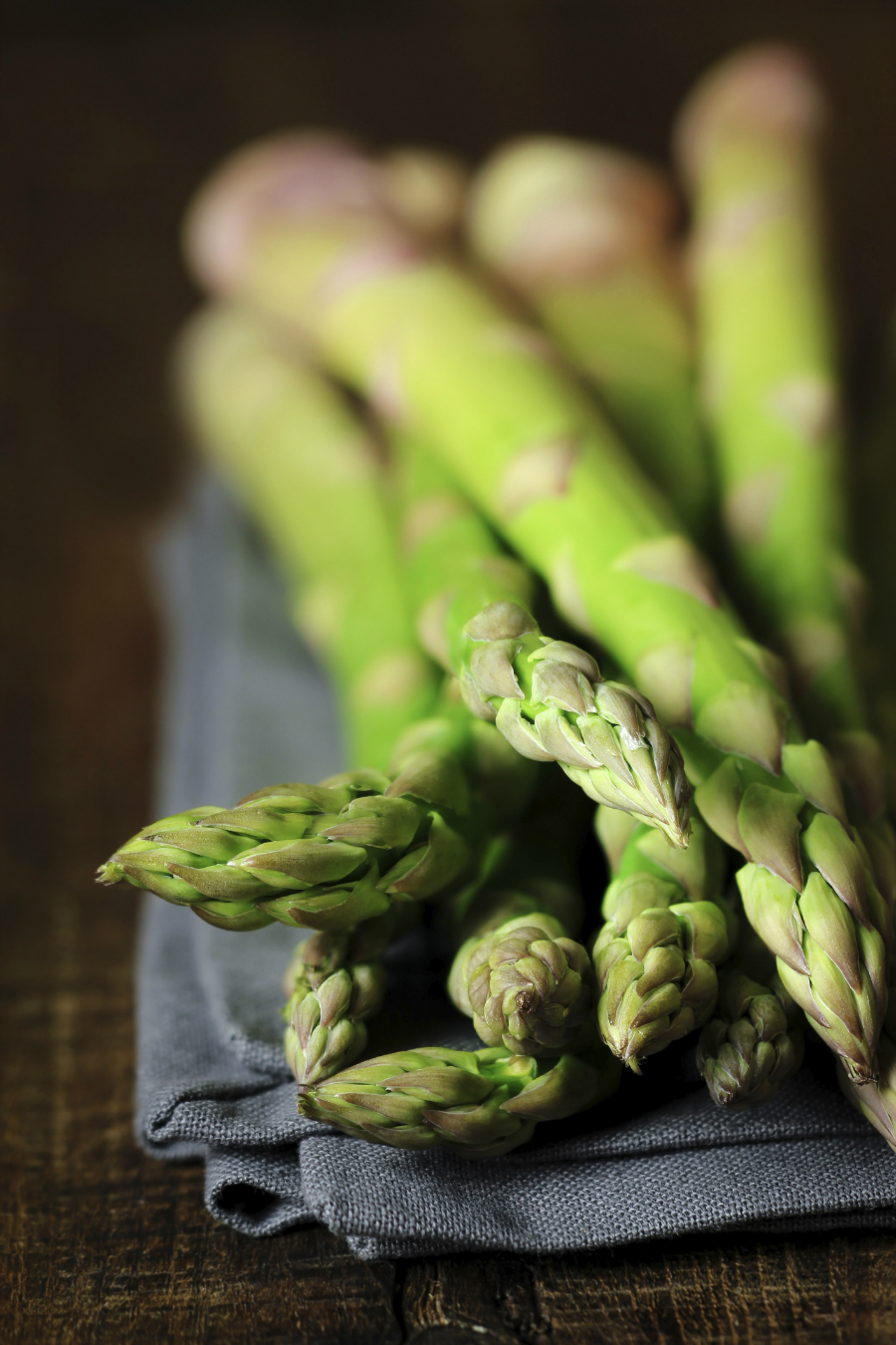 8 redenen waarom we zo van groene asperges houden - Culy