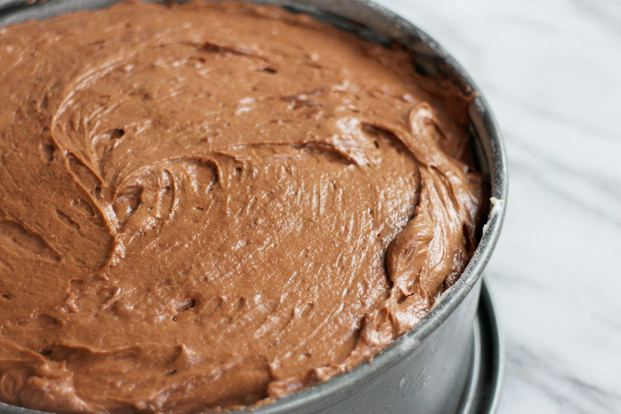 Chocoladetaart met crème fraîche frosting - Culy.nl