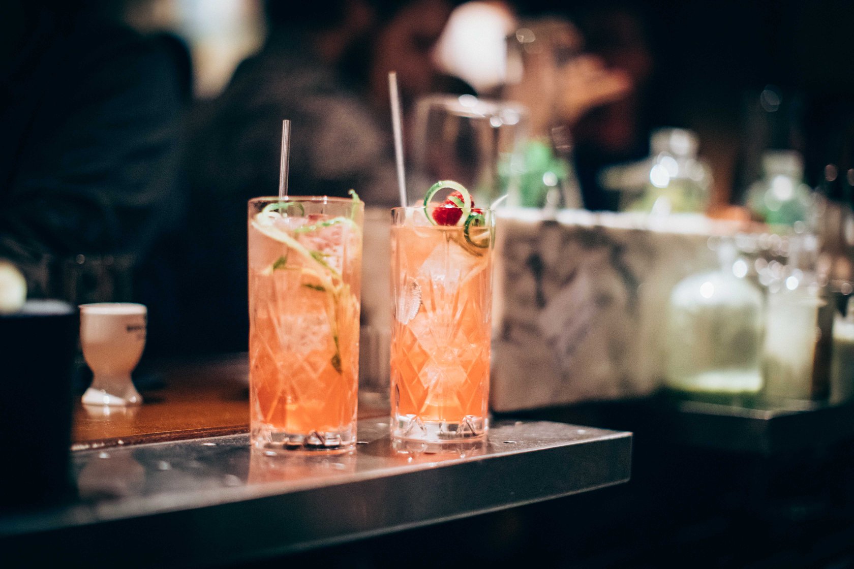 Dr. Rotterdam: geheime cocktailbar met 'consulten' op afspraak - Culy