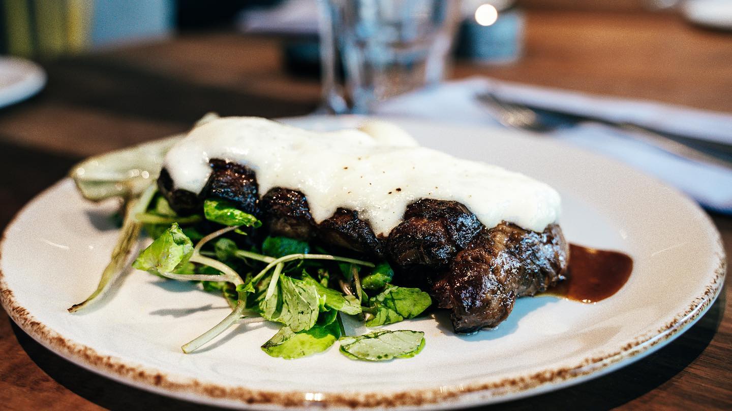 Parallel Amsterdam: Spaanse gerechten met een bijzondere twist - Culy