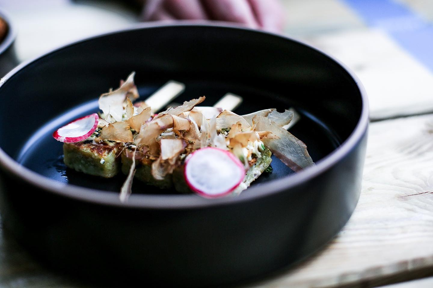 Bij Otemba in A'dam eet je naast ramen ook Japanse tosti's en katsu ...