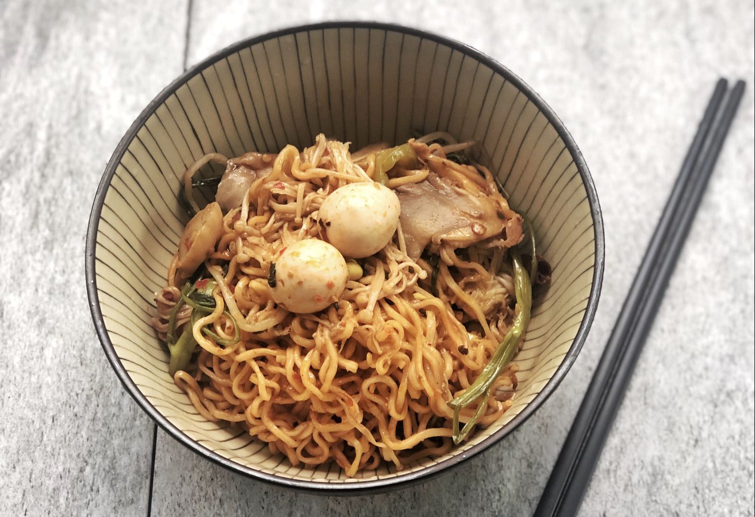 Super dry cold noodles is het ramen-gerecht dat je de hele zomer wil eten