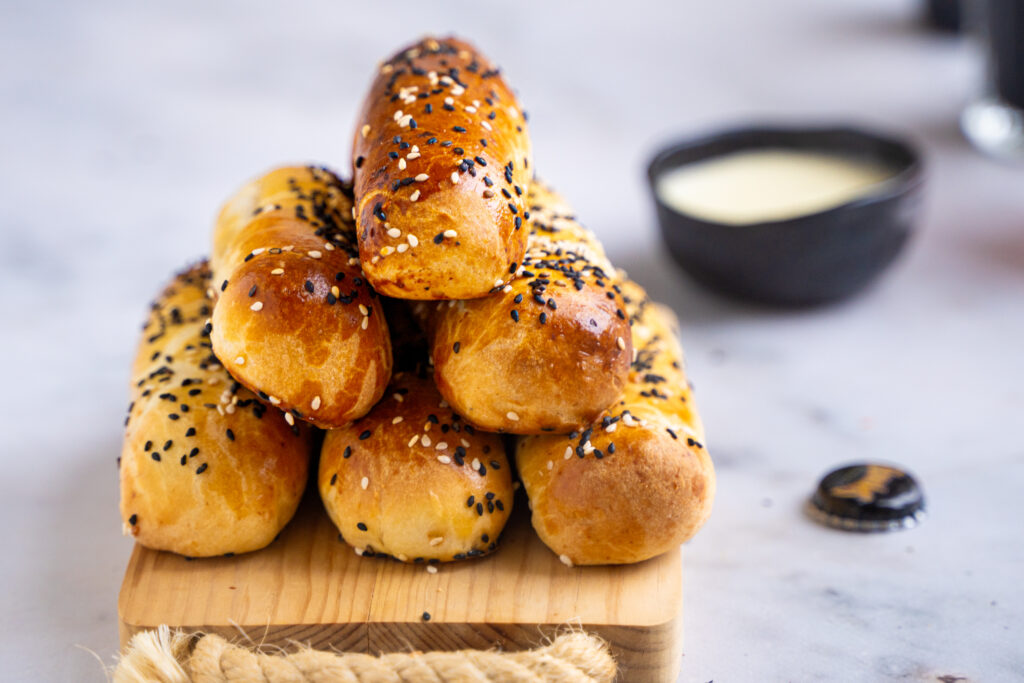 Vega Worstenbroodjes Met Biermayonaise Culy nl vega-worstenbroodjes-met-biermayonaise-culy-nl