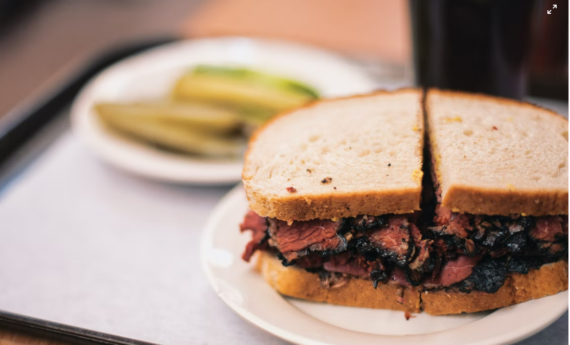 Alles over het broodje halfom - Culy