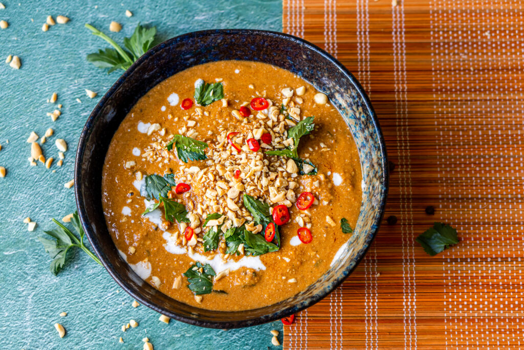 Surinaamse pindasoep met kip