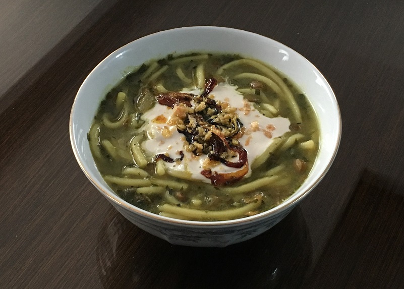 Ash Reshteh: alles over deze hartverwarmende noedelsoep