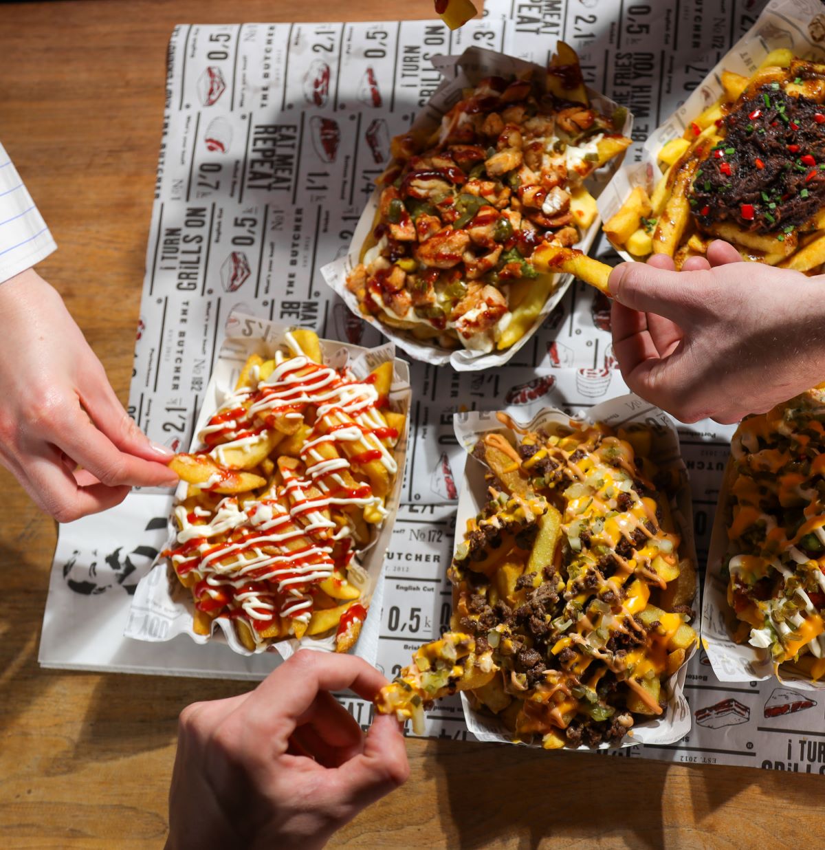 Hier eet je nu loaded fries van sterrenchef Sergio Herman - Culy